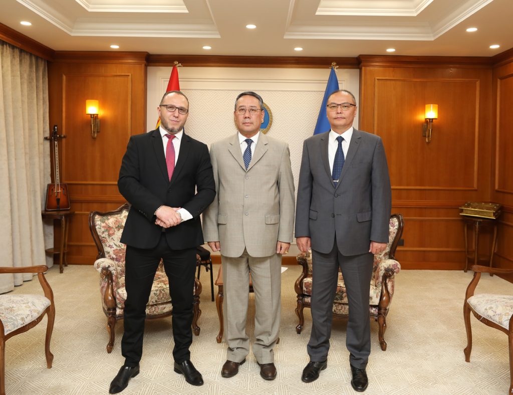 Гэмт хэргийг хөөн хэлэлцэх хугацааны асуудлыг хүний эрхийн үүднээс авч үзэх нь