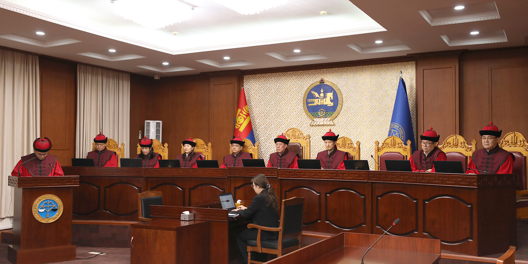 Үндсэн хуулийн цэцийн харьяалан шийдвэрлэх маргаан