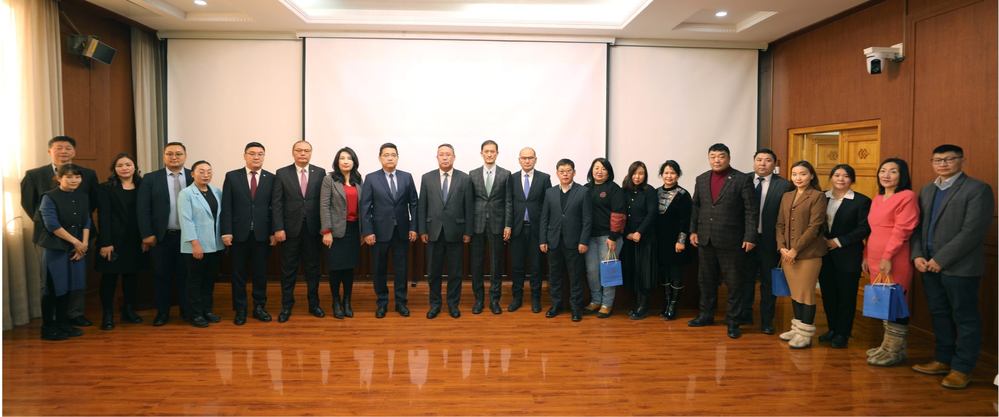 Үндсэн хуулийн цэцийн шийдвэр